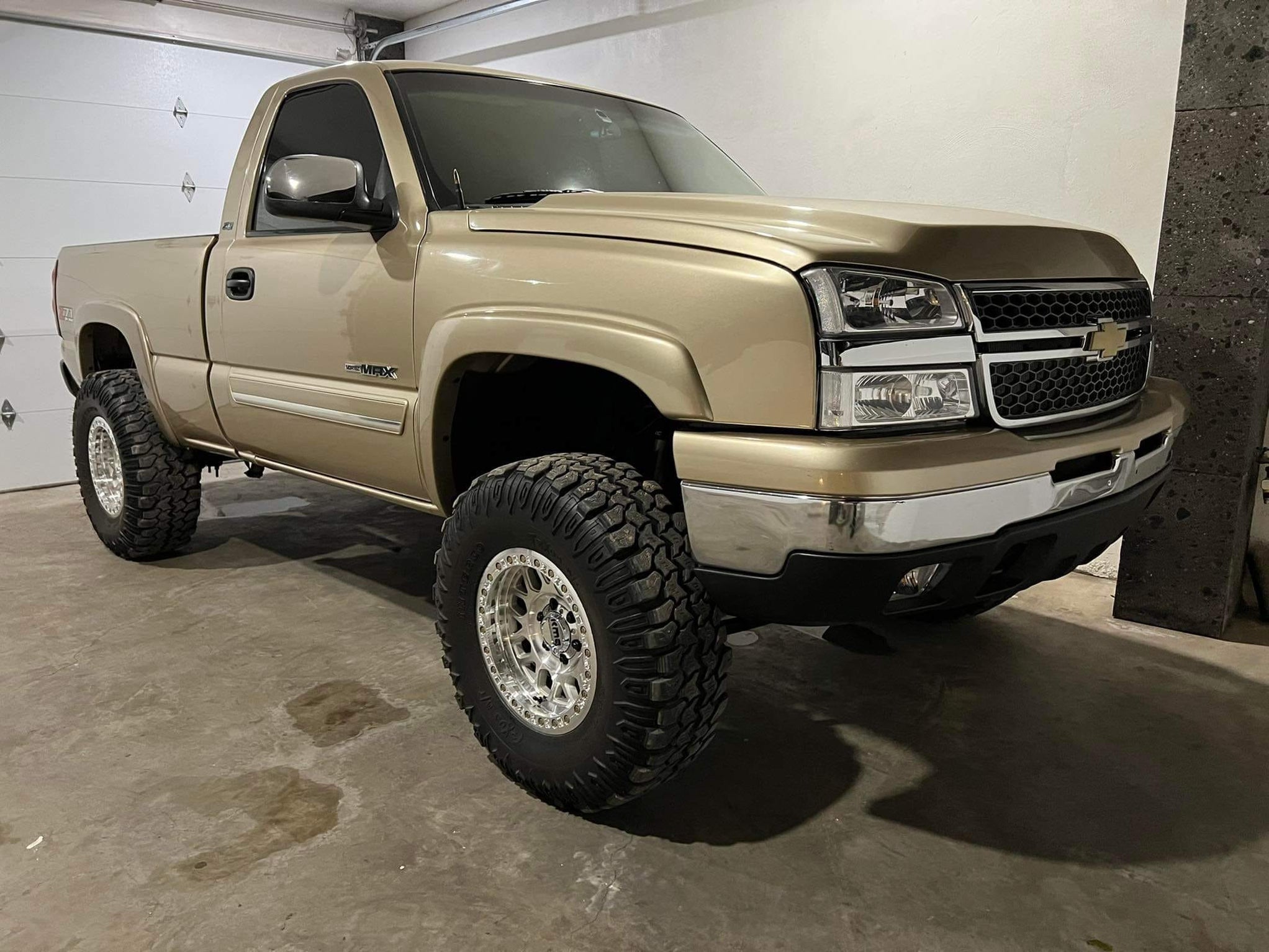 KMC KM234 Grenade Desert Wheel, 17x8.5 with 6 on 5.5 Bolt Pattern ...